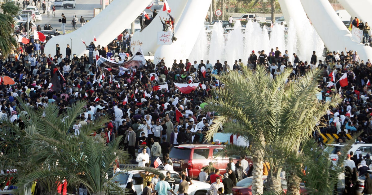 Bahrain Anti-Gov't Protesters Hold Their Ground - CBS News