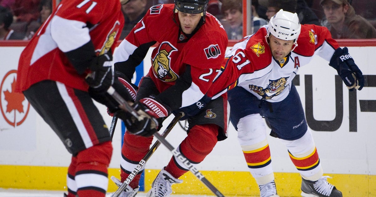 Alexei Kovalev traded to Penguins - CBS News