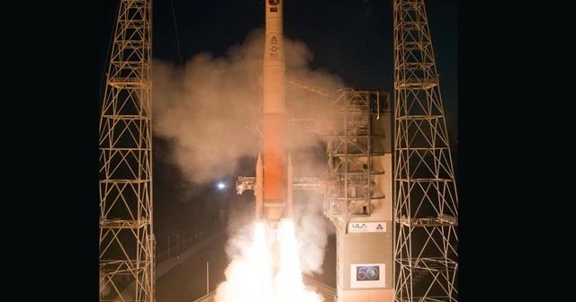 Shhh: U.S. spy satellite blasts into space - CBS News