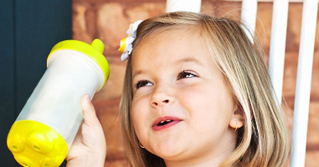 FDA bans BPA from baby bottles, sippy cups - CBS News