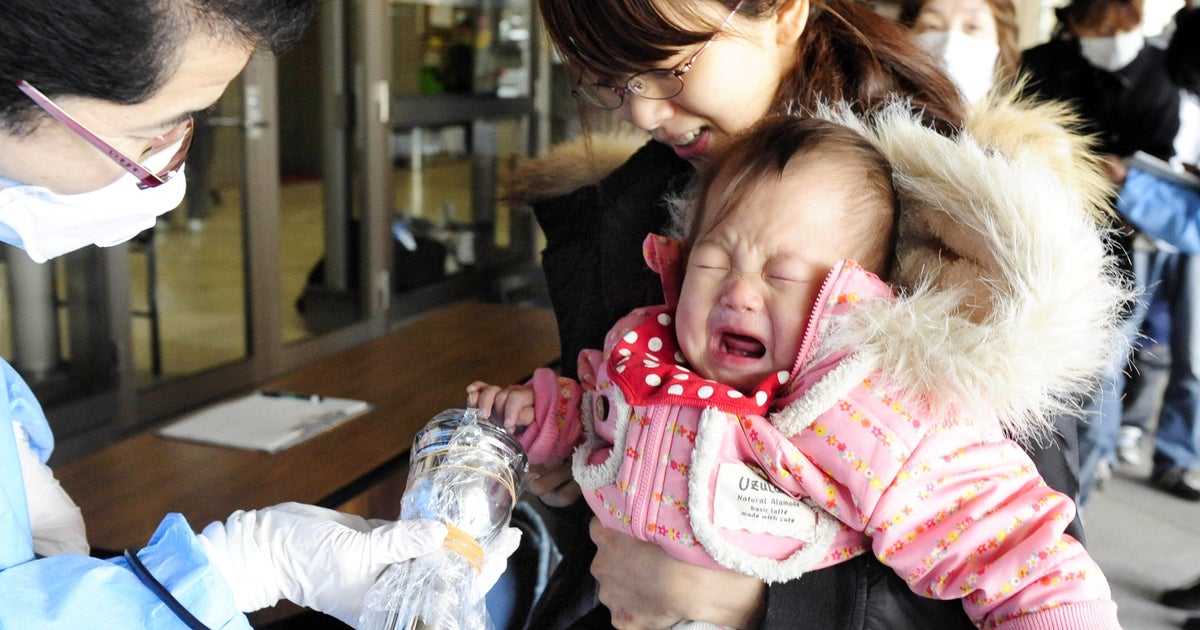 Japan's radiation dilemma: Leave or live in fear - CBS News