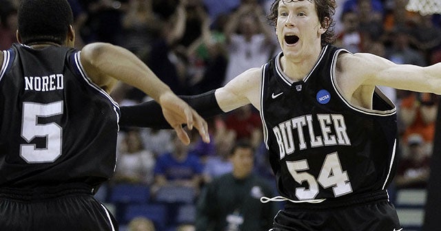 Butler upsets Florida, returns to Final Four - CBS News