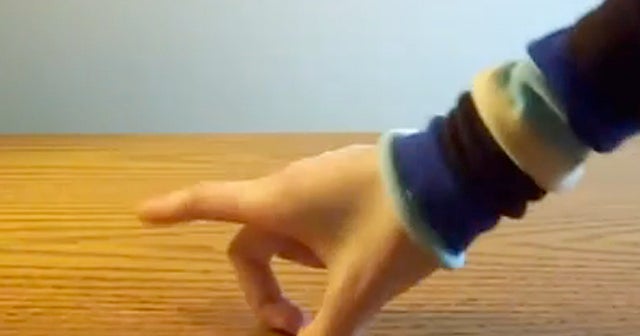 Winning: Binary hand dance will keep your fingers moving! - CBS News