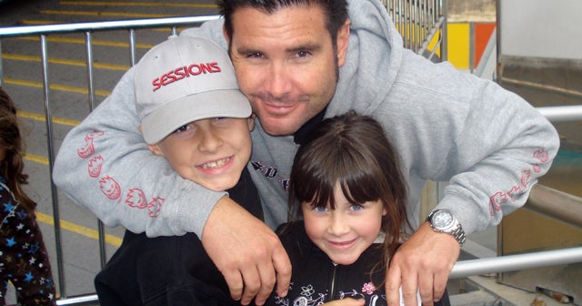 Dodgers' attorney: Beating victim Bryan Stow partly to blame - CBS News