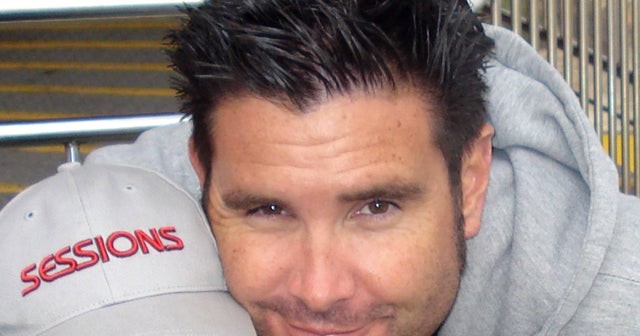Bryan Stow case: 2 others wanted in fan beating - CBS News