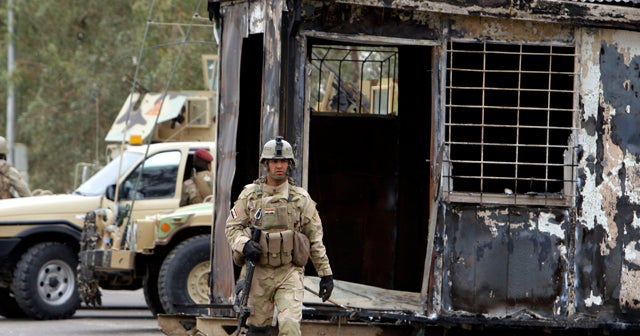 U.S. humanitarian aid reaches Camp Ashraf in Iraq - CBS News