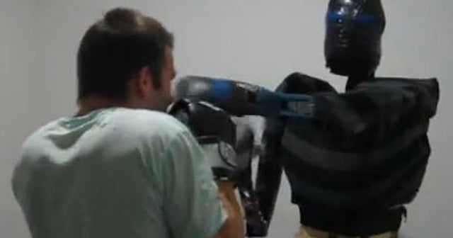 In this corner..a punching robot (video) - CBS News