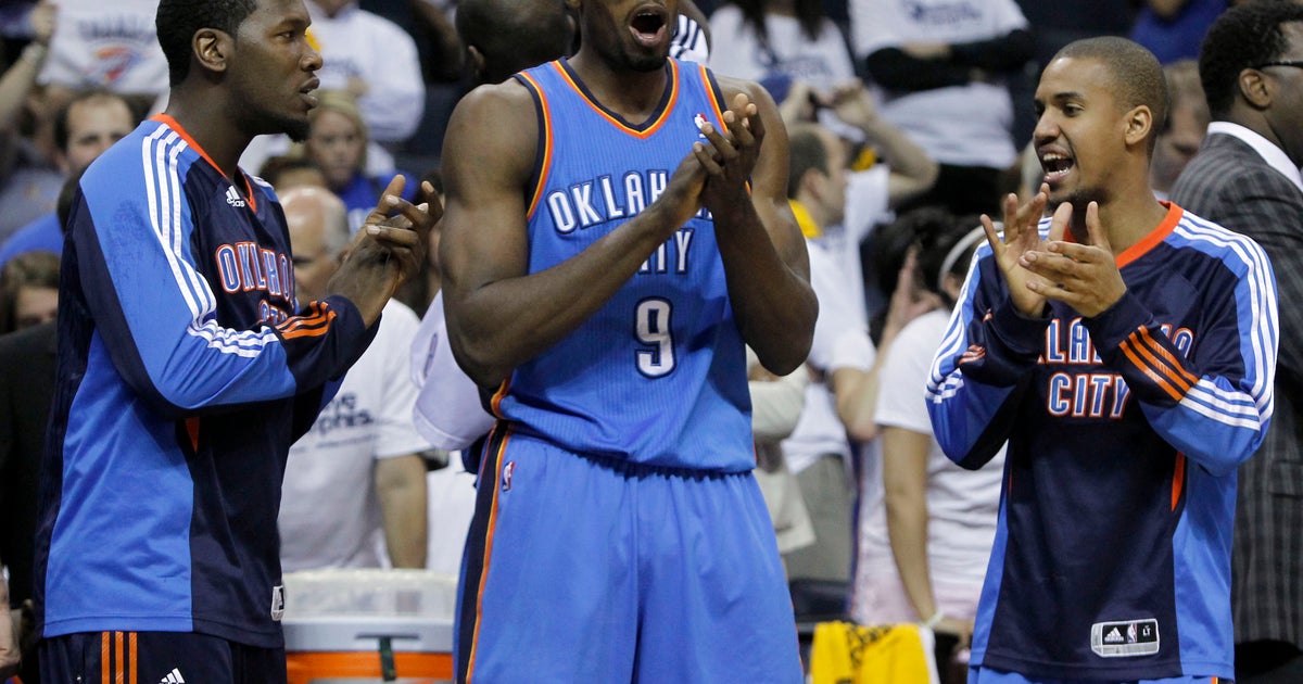 Oklahoma City Thunder ties series with Grizzlies - CBS News