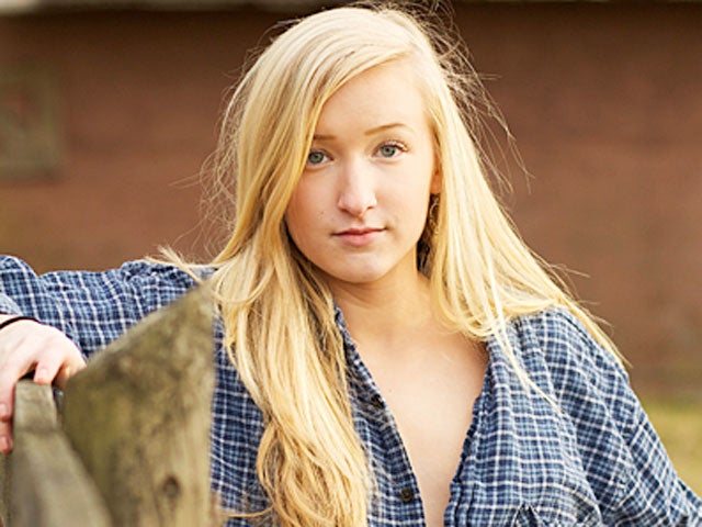 Family of Sarah Townsend hoping for return of missing N.J. teen - CBS News