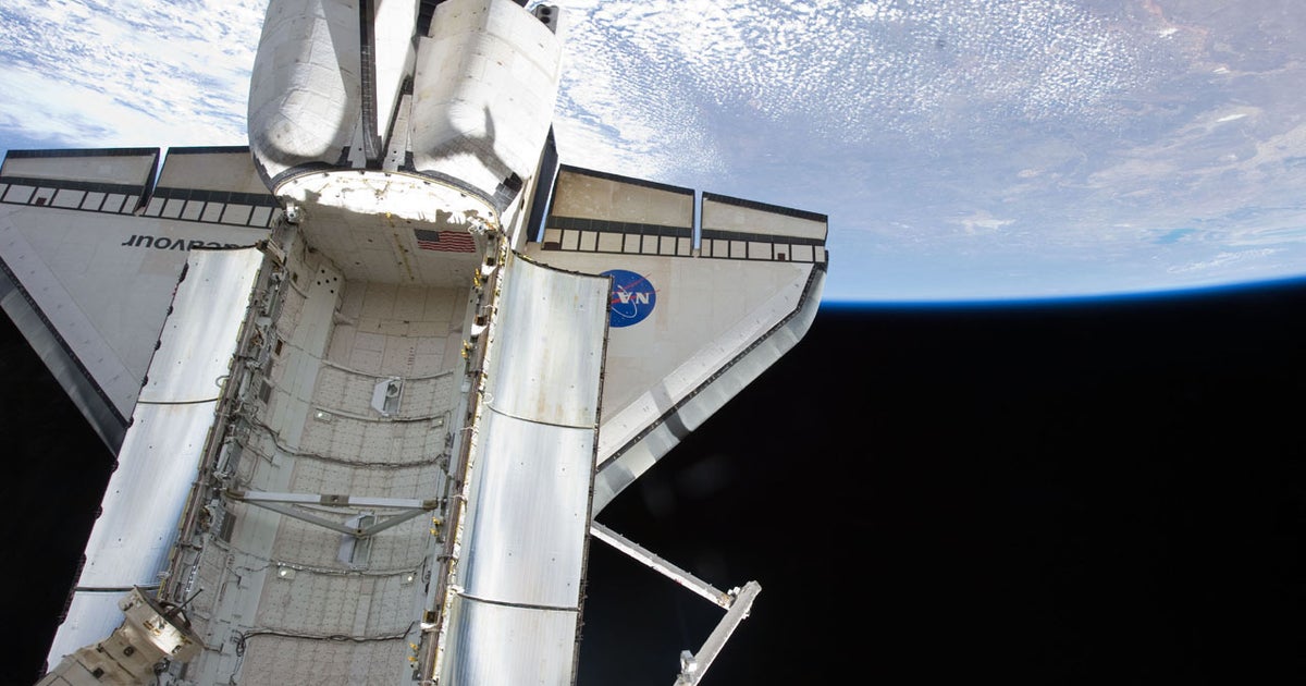 End of an era for shuttle, and NASA - CBS News