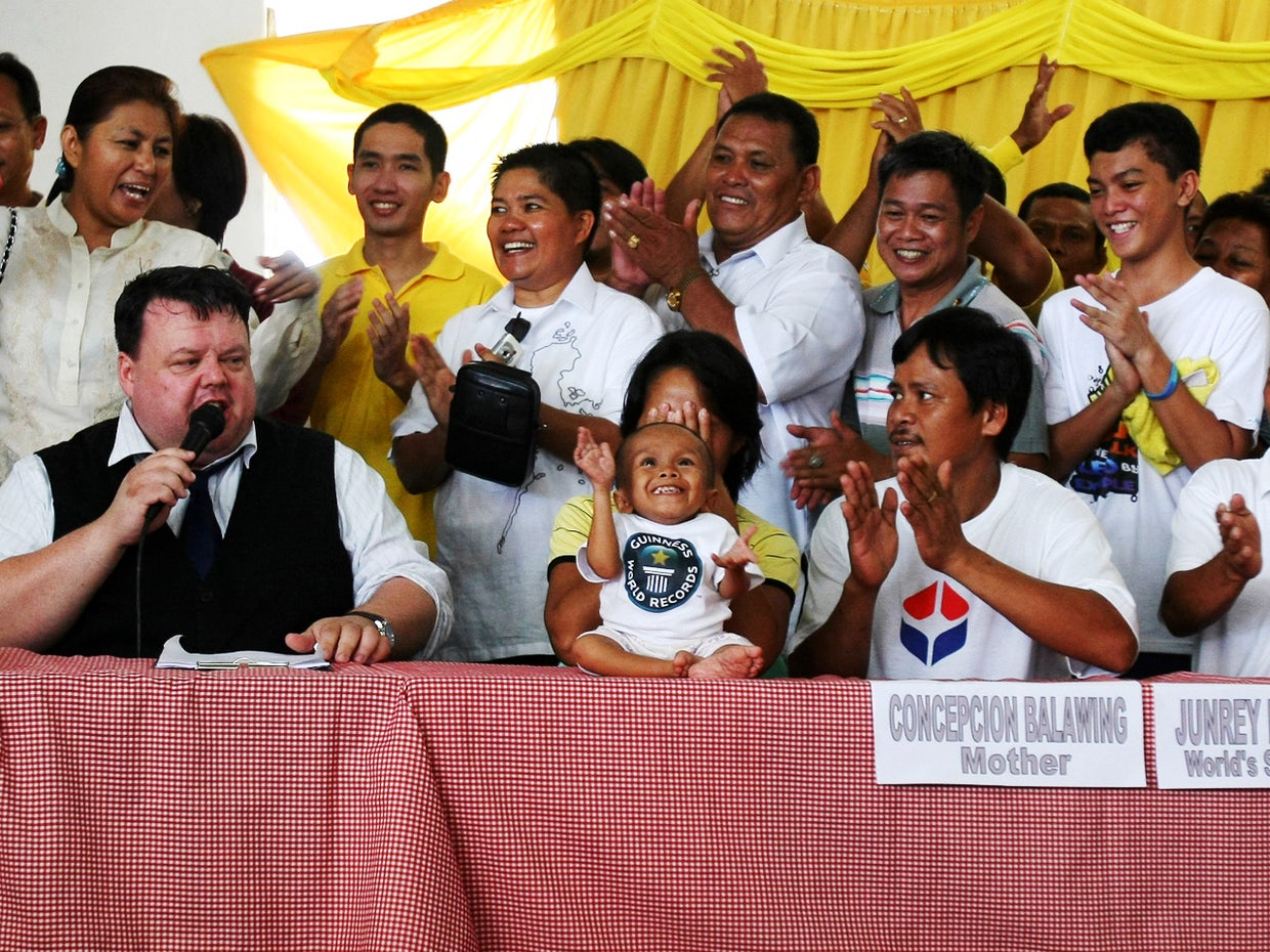 Meet world's shortest man, Junrey Balawing