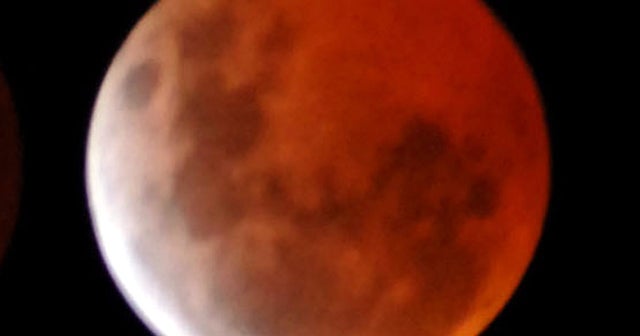 Blood-red eclipse might treat Aussie moon-gazers - CBS News