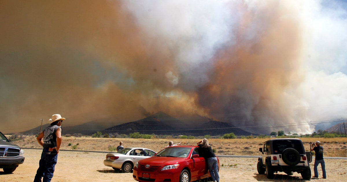 Arizona wildfire now largest in state history - CBS News