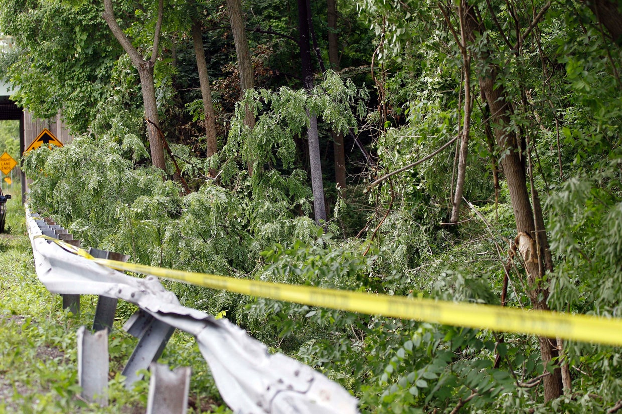 Coroner: "Jackass" star died from crash impact, fire - CBS News