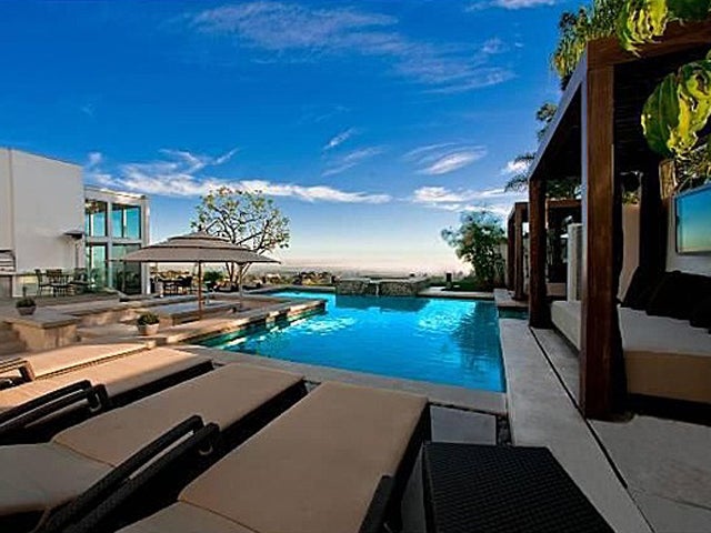 Nick Lachey selling his home...again - CBS News