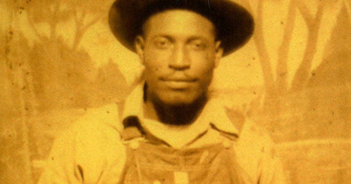 Reporting on an unsolved Mississippi murder - CBS News