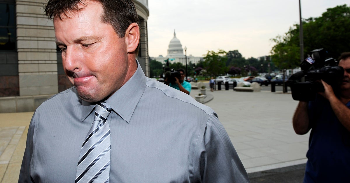 Clemens not getting much love from jury pool - CBS News