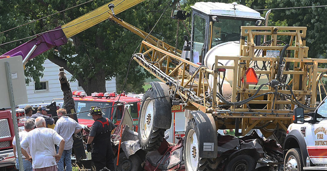 Deadly Amish wreck-causer had police record - CBS News