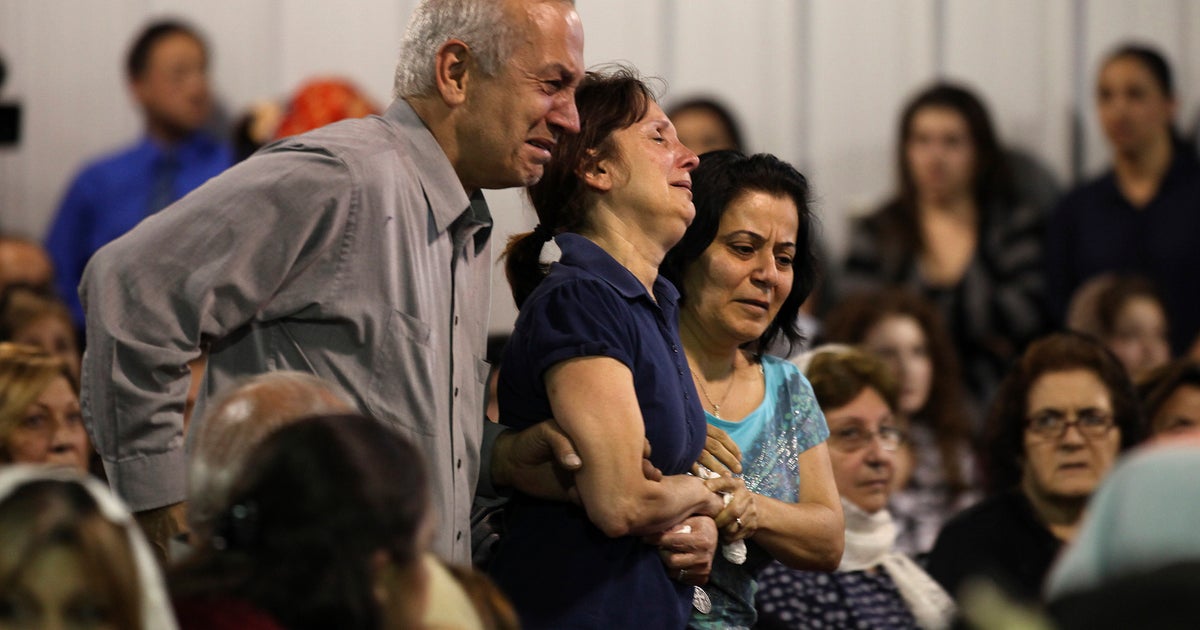 Yosemite waterfall victims called "role models" - CBS News