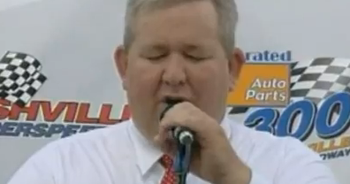 NASCAR pastor thanks God for "smokin' hot wife" - CBS News