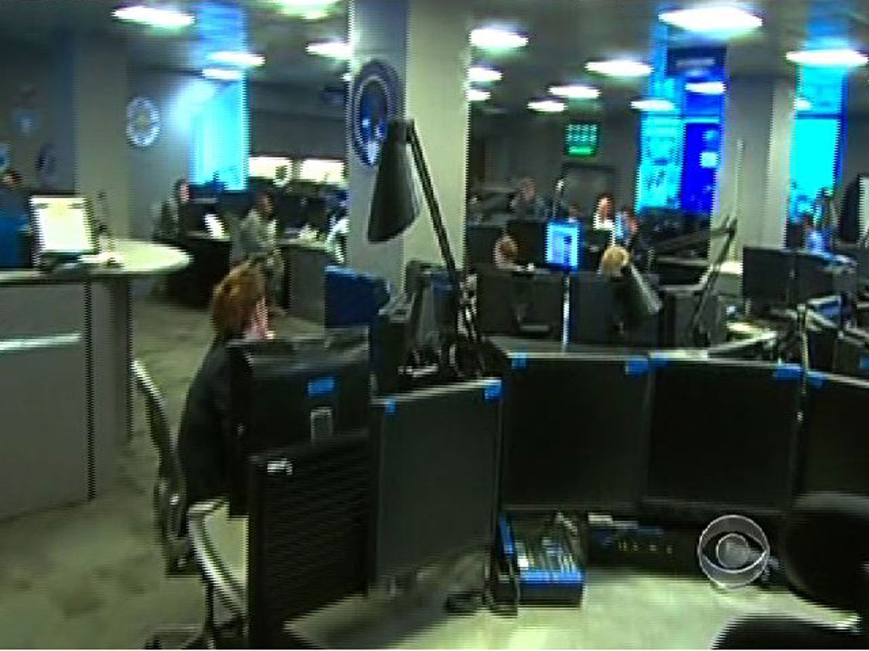 Hacker convention mined by feds for recruits - CBS News