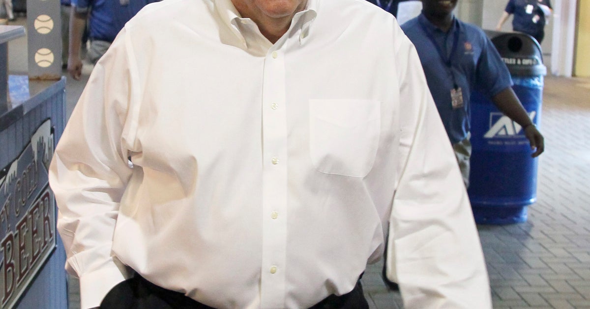 Chicago Cubs fire GM Jim Hendry after 9 years - CBS News