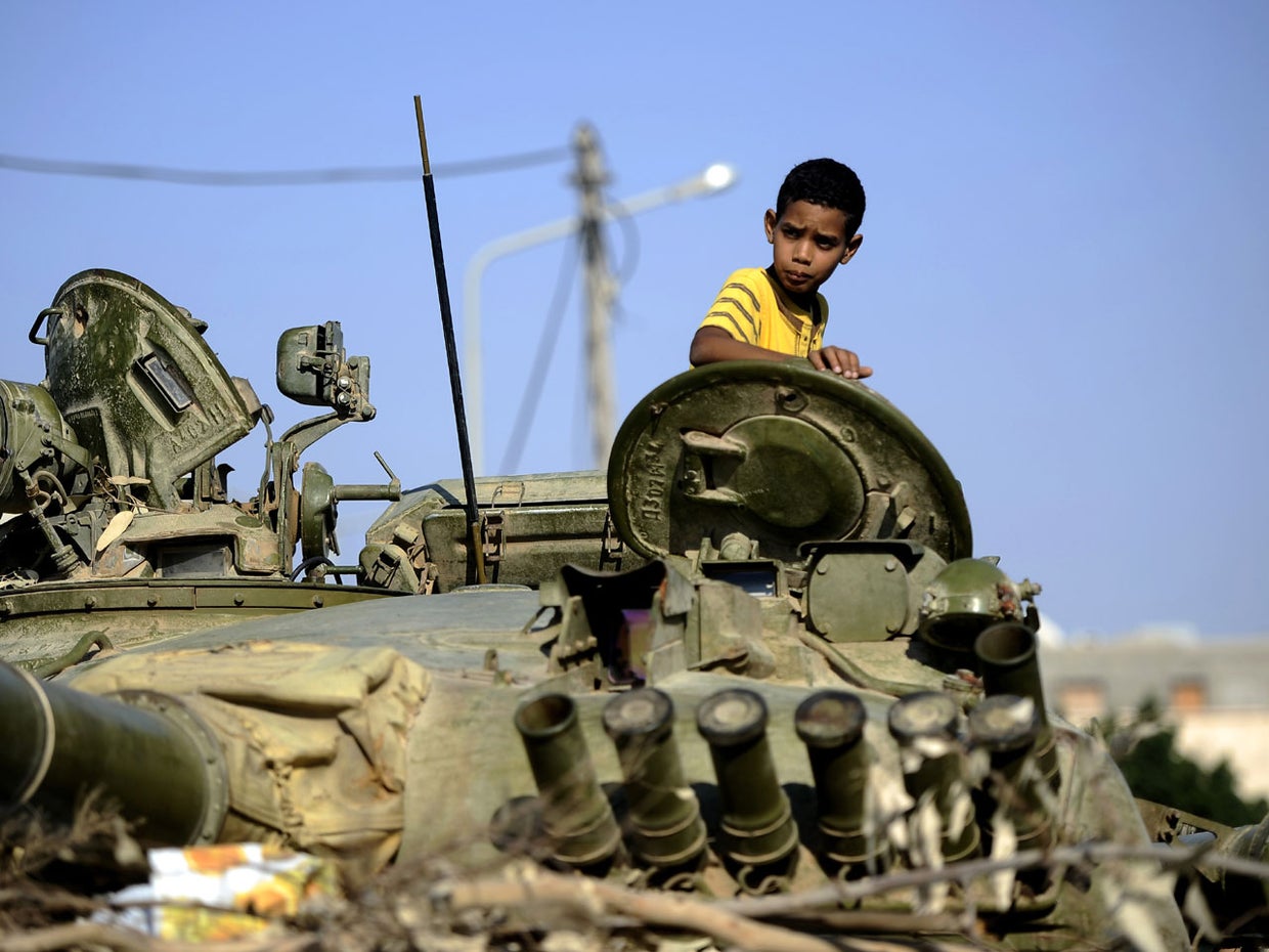 Libyan rebels take fight to Tripoli - CBS News