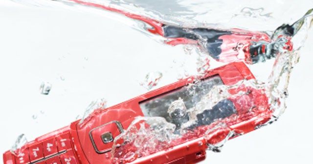 Top 10 worst places to lose your cell phone