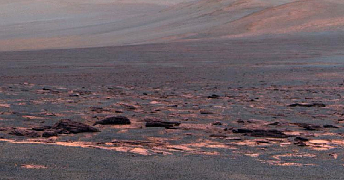 Camera bug shooting up a storm on Mars - CBS News