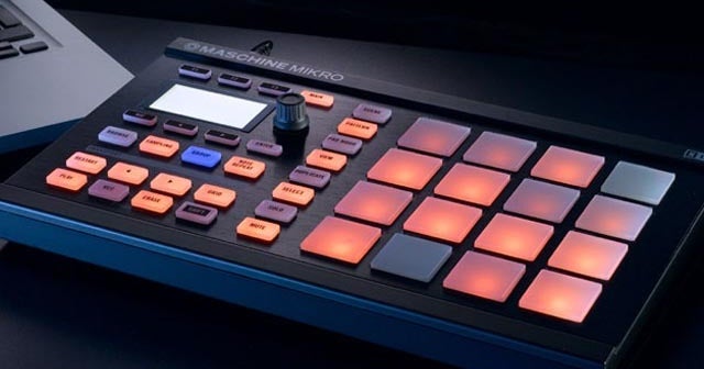 Enter the Maschine: Jeremy Ellis rocks an electronic beat machine - CBS ...