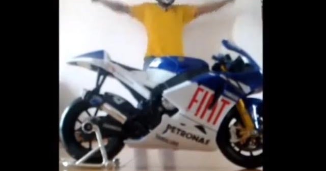 The shortest motorcycle ride you'll see all day - CBS News