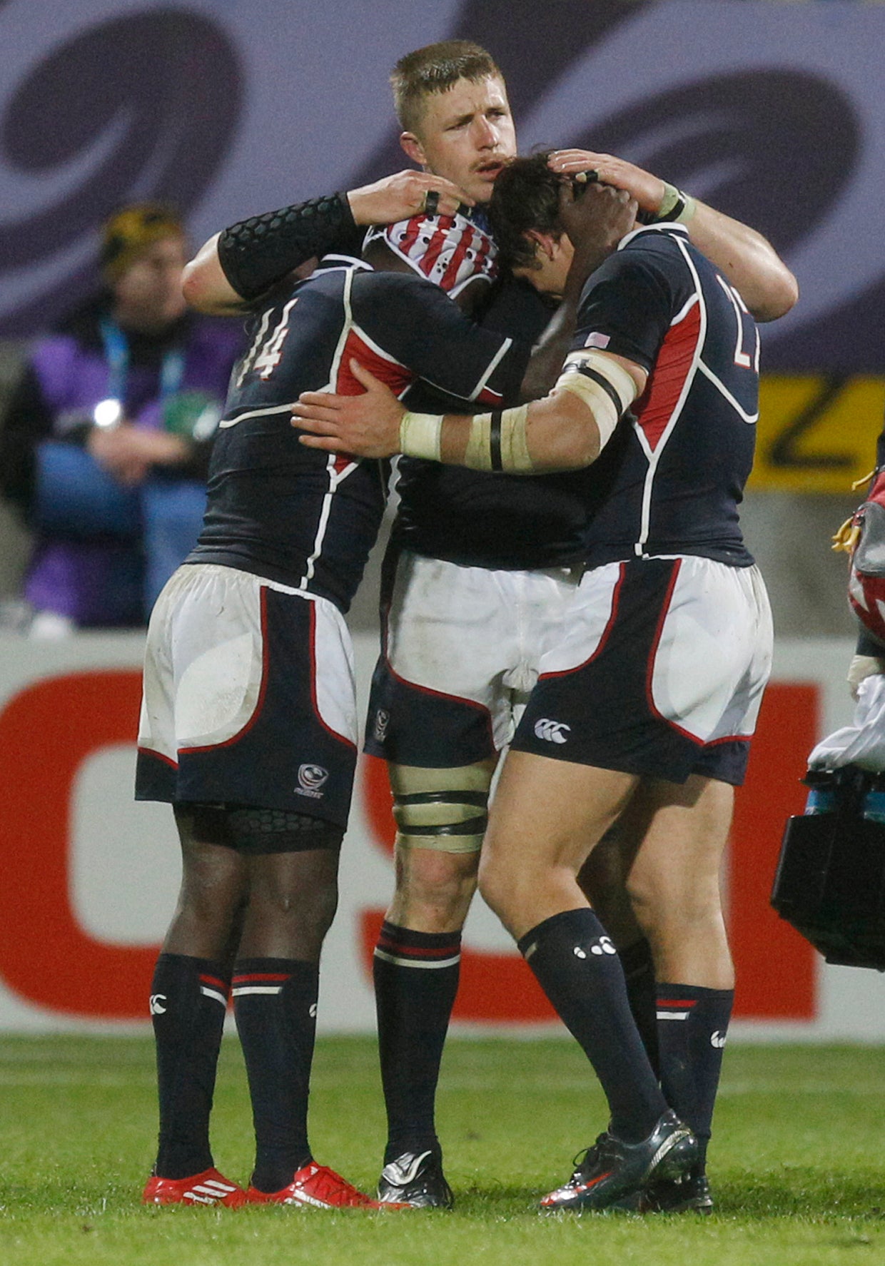 U.S. beats Russia for rare Rugby World Cup win - CBS News