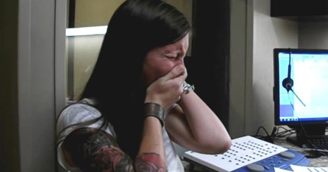 Deaf woman hears her voice with new hearing implant - CBS News