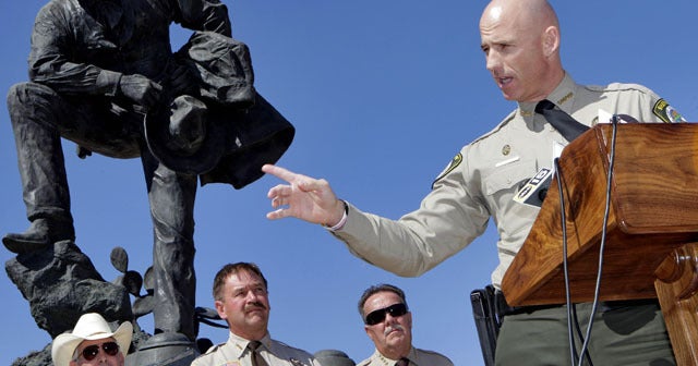 Sheriffs blast "Fast and Furious" operation - CBS News