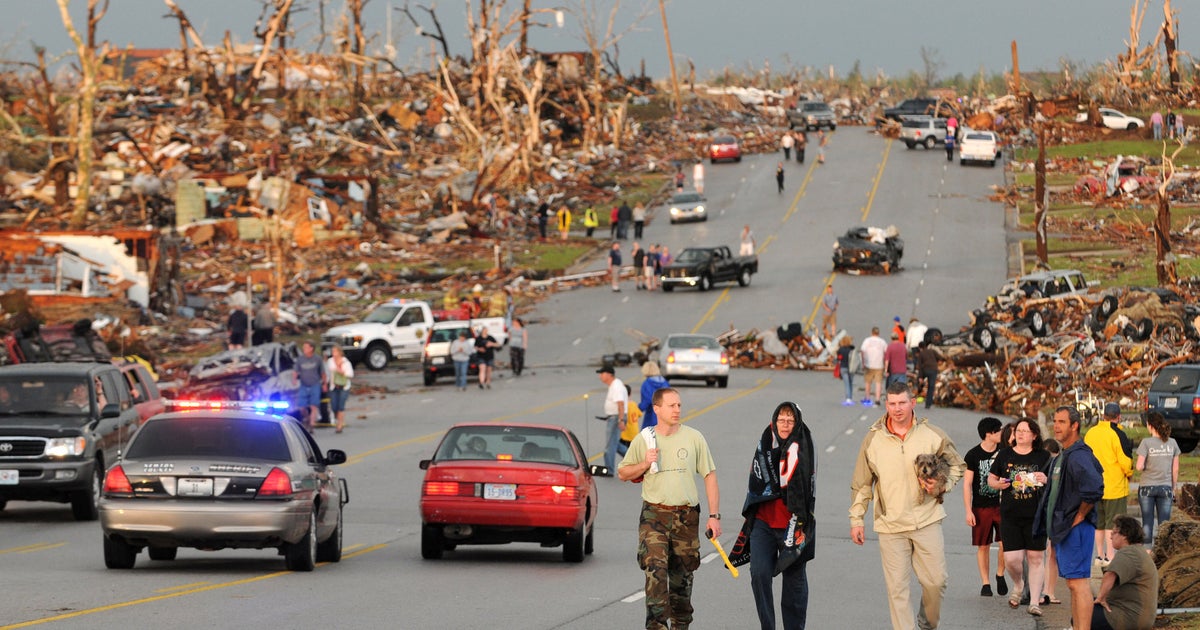Top five wild weather events of 2011 - CBS News