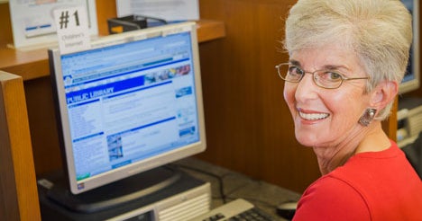 5 Hot Jobs for Retirees: Computer Work - CBS News