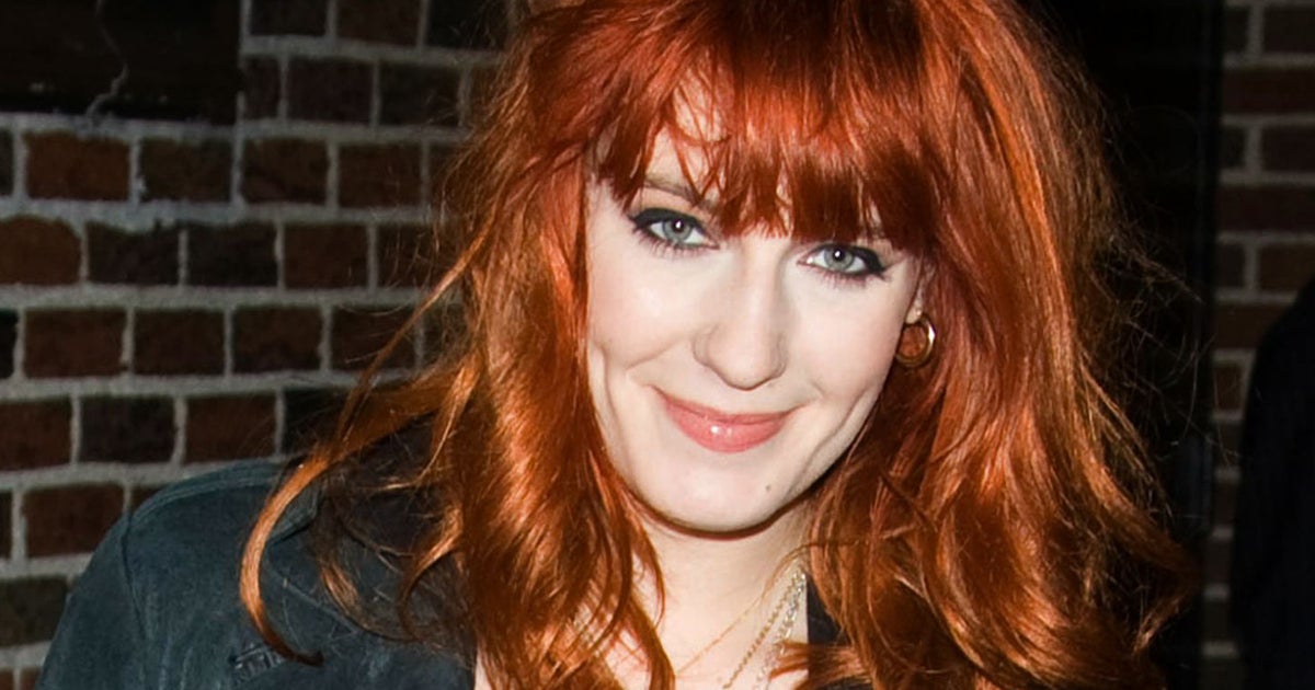 Introducing Florence and the Machine - CBS News