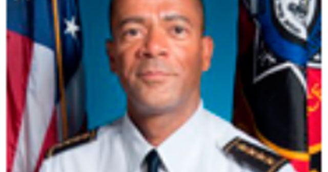 Whoops! Wis. woman "flips off" sheriff - CBS News