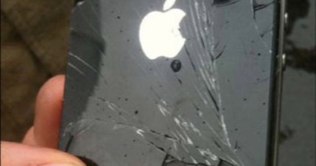 Yes, the iPhone is smoking hot - but literally? - CBS News