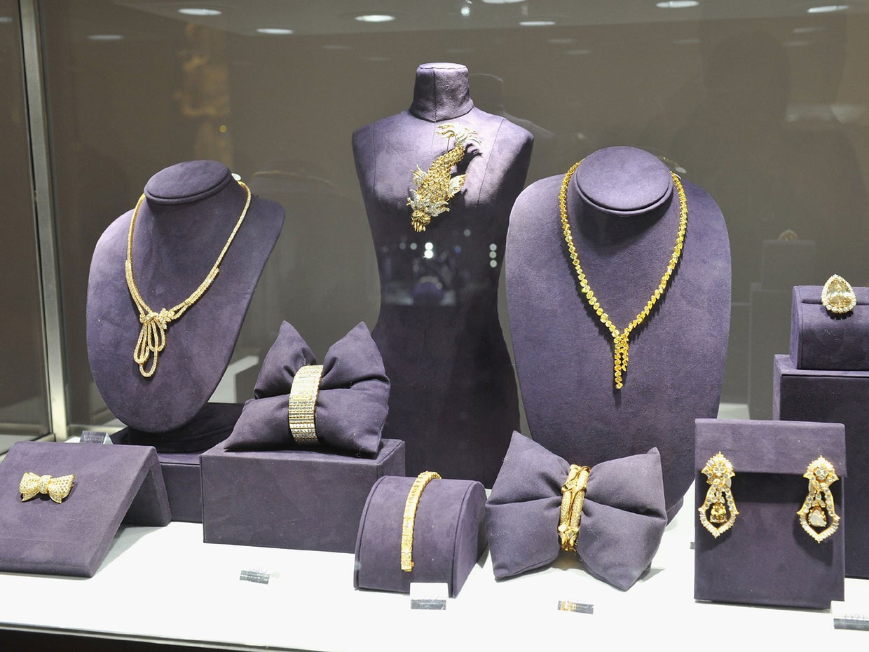 Elizabeth Taylor collection sold