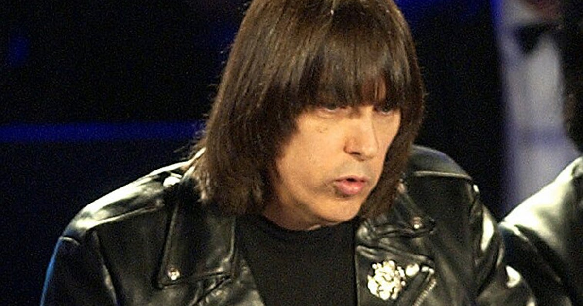 Johnny Ramone's autobiography due in April - CBS News