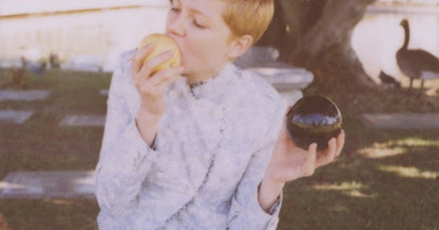 Michelle Williams models for Boy by Band of Outsiders - CBS News