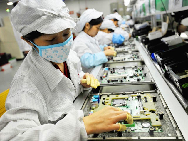 Fair Labor Association releases Apple, Foxconn report - CBS News