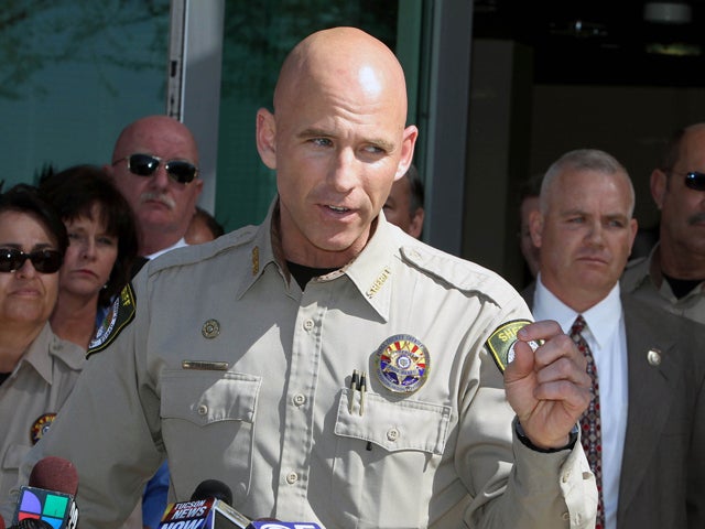 Romney Arizona co-chair quits - CBS News