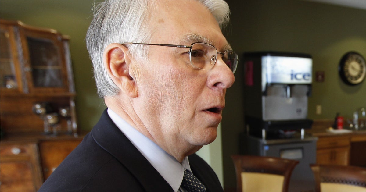 Manzullo loses Ill. primary race; Jackson wins - CBS News