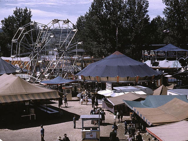 Rare color photos from 1930s-40s