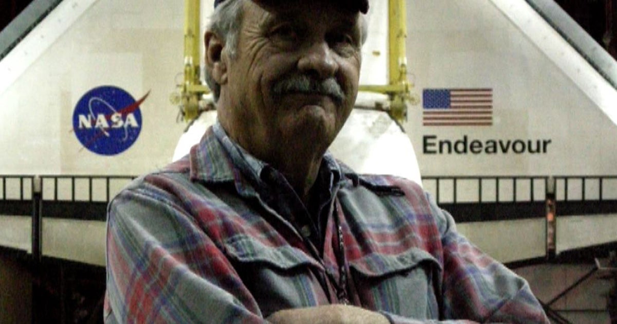 Jobs, dreams lost after Space Shuttle program ends - CBS News