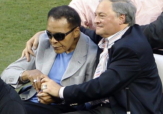 Marlins new stadium wows Bud Selig, Muhammad Ali - CBS News