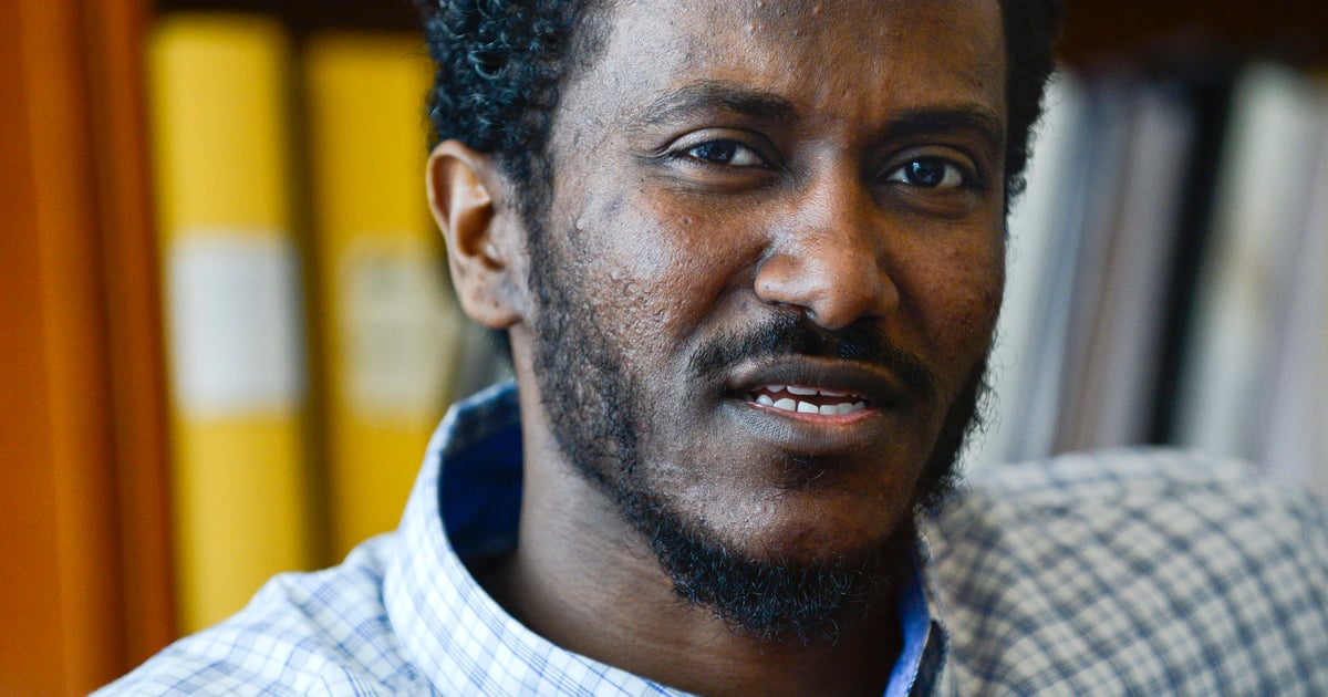 US Muslim claims FBI role when tortured in UAE - CBS News