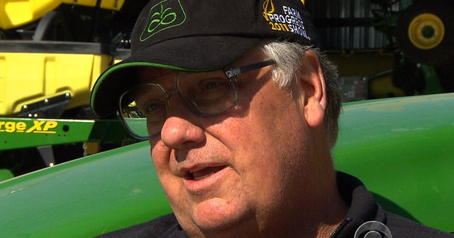 Warren Buffett's son tackles hunger in rural America - CBS News